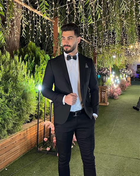 ‎adel Kazempoor عادل کاظم‌ پور‎ ‎هنوز دلیل این رفتار دخترا کشف نشده