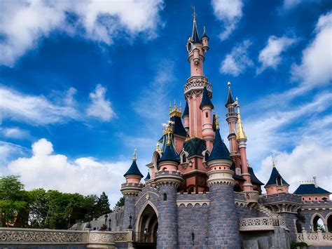 Disneyland Castle Hd