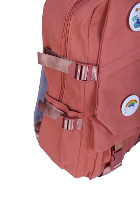 Ripley Mochila Juvenil Escolar Con Insignias