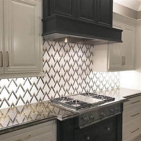 Kitchen Tile Backsplash Ideas With Black Cabinets