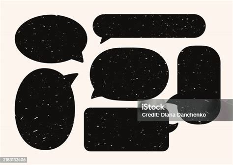 다양한 모양의 말풍선 세트입니다 크레용 통신 프레임 흑인과 백인 낙서 스타일의 텍스트 상자입니다 대화 구름 그런 지 질감의 채팅 아이콘 카드에 대 한 손으로 그린 벡터