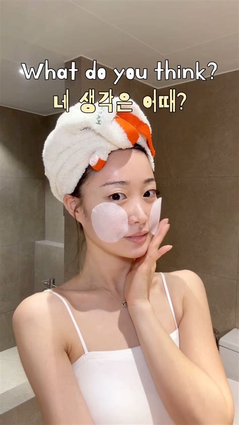 윤슬빛 광채 지요미 진짜 지요미 노랑머리 금지 ㅋㅋㅋㅋㅋㅋㅋㅋㅋㅋ두꺼운 화장 금지 ㅋㅋㅋㅋㅋㅋ 피부가 좋아져서 베이스가 얇아진거도 있지만 예전 영상이나 사진을보면