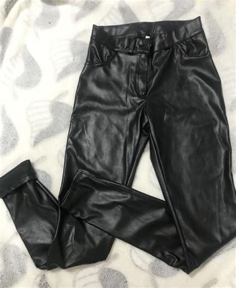 Штани екошкіра — ціна 200 грн у каталозі Шорти Купити жіночі речі за доступною ціною на Шафі