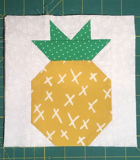 Stash Bee Hive 6 October Tutorial Pineapple Block For Martha Grace