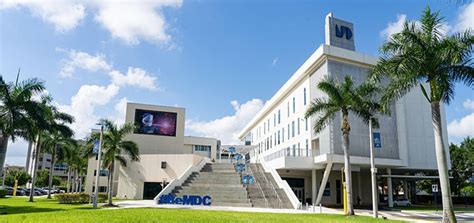 Nueva Escuela De Medicina En South Miami Dade Un Motor De Empleo Y