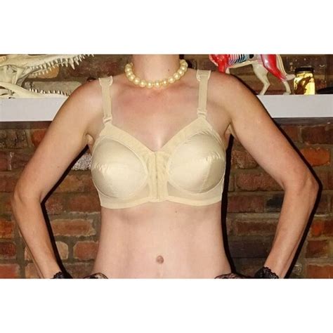 Exquisite Form Intimates And Sleepwear Vintage Ivory Exquisite Form