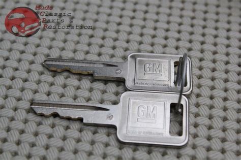 69 78 Camaro Chevelle Gm Chevy Ignition Lock Cylinder Wsquare Keys