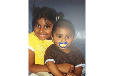 இந்திய வம்சாவளி இளம்பெண்ணை ஏதோ பூச்சி கடித்ததாக எண்ணிய தாய் குடும்பத்தை நிலைகுலையவைத்த செய்தி