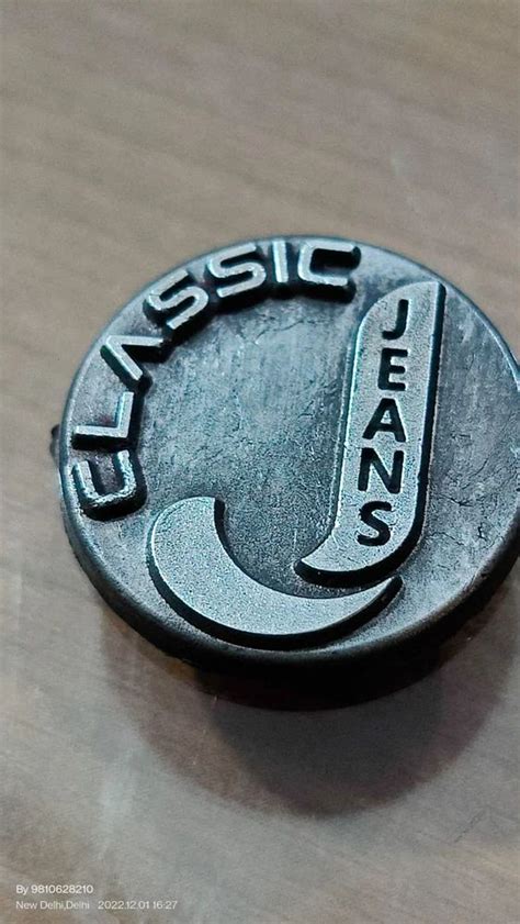 Metal Classic Jeans Button At ₹ 3piece In New Delhi Id 2853872004191