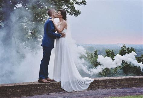 The Most Romantic Kissing Pictures Uk