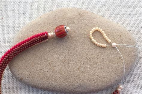 How To Make A Custom Beaded Loop And Button Clasp Dyi Jewelry Jewelry