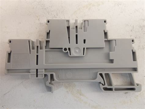lot of 19 allen bradley 1492 pd3 feed through push in terminal blocks
