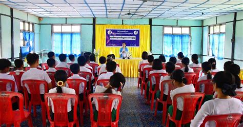 ကျောက်ဖြူခရိုင်ရုံး Community Centre ခန်းမ၌ လူငယ်များဗလငါးတန် ဖွံ့ဖ