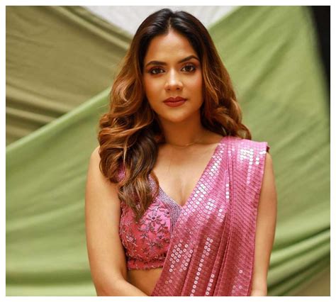 Aishwarya Dutta ఐశ్వర్య దత్తా అందాలకు నెటిజన్లు ఫిదా Namasthe Telangana