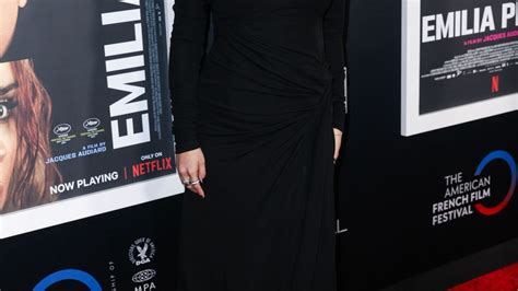 Selena Gomez Flashes Her Nude Boob Pics Video Onlyfans Leaked Nudes