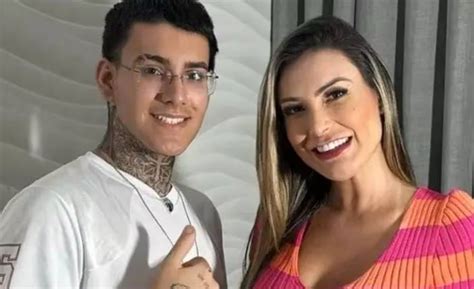 Onlyfans Madre E Hijo Trabajan Juntos En Producción De Contenidos