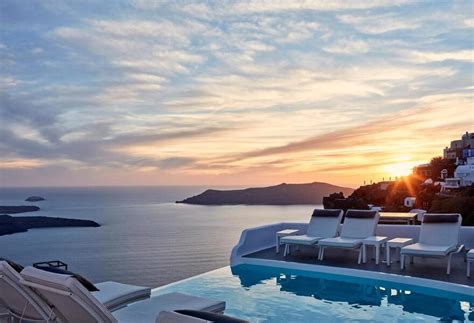 Santorini Luxury Hotels On The Beach