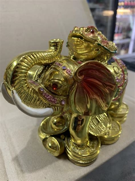 Статуетка — ціна 100 грн у каталозі Статуетки Купити товари для дому та побуту за доступною