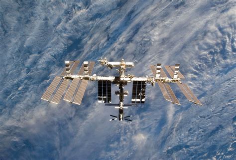 Nasa Astronaut Hospitalized After Return From Iss Science And Tech