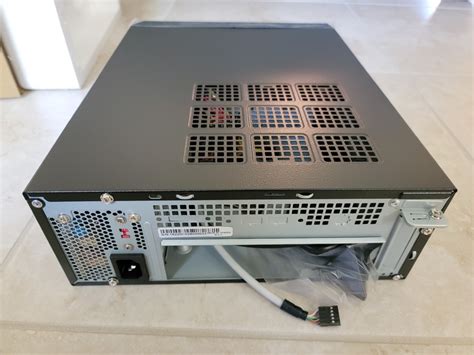 The InWin BP655 Mini-ITX Computer Case - Moisés Cardona