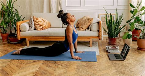 Virtual Exercise Trends Guide To Online Exercise Leading Hands