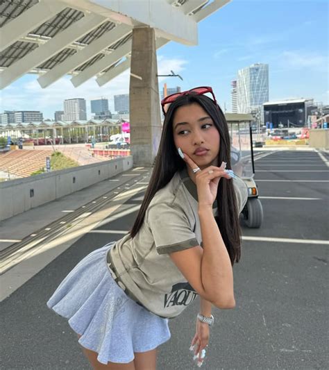 Bb Trickz 🎀 Em 2025 Garotas Fofas Garotas Negras Fotos De Mulheres Bonitas