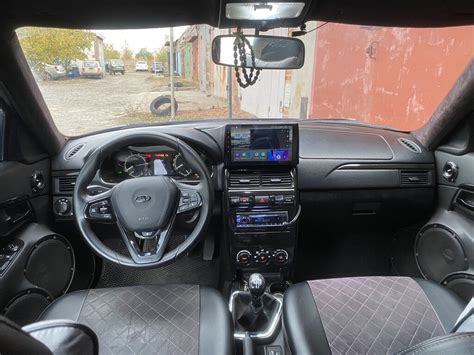 Нужна помощь написать программу для подключения кнопок к магнитоле через ардуино Ищу