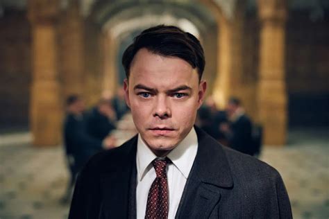 Charlie Heaton Pictured As Grown Up Charles Shelby In Peaky Blinders