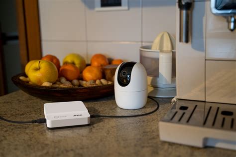 Apc Back Ups Connect 12v Dc Ups With Lithium Ion Battery 27 75 Wh 4 1 A Max 15 A Fuse Fast