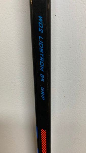 Warrior Qre1 Covert Rh Lidstrom Curve Sidelineswap Buy And Sell On Sidelineswap