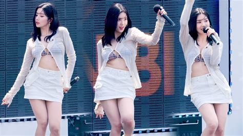 Kwon Eunbi Nữ Thần Waterbomb Gây Sốt Với Vũ đạo Táo Bạo