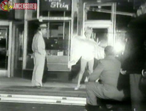 Marilyn Monroe Nue Dans Marilyn Monroe The Mortal Goddess