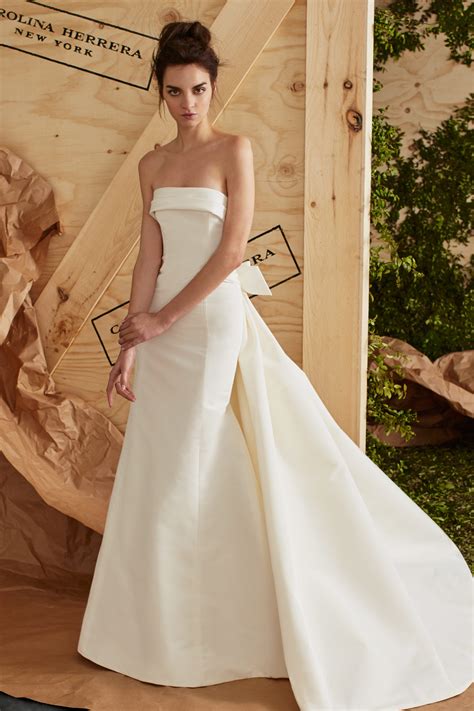 Carolina Herrera Bridal Spring 2017 Photos