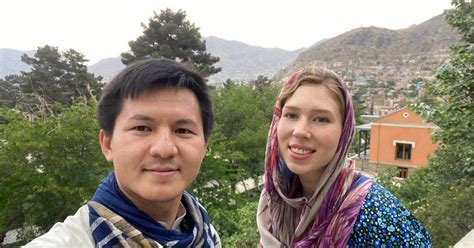 همسر مرتضی بهبودی، خبرنگار بازداشتی افغان فرانسوی از طالبان خواست او را