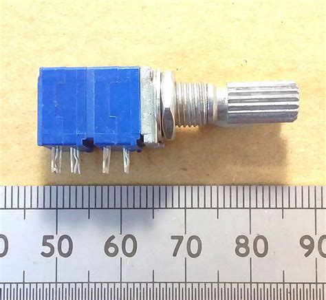 4 Way Potentiometer Volume Control Quad Gang 9mm Body Logarithmic Track