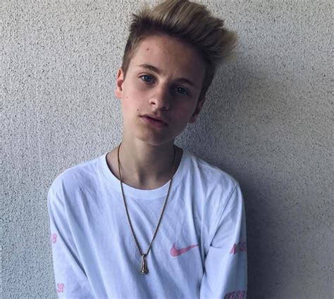 Duhitzmark Merch Official Store