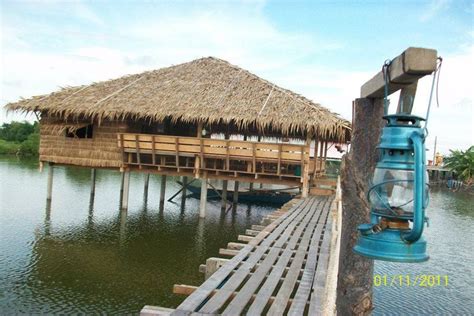 5 โฮมสเตย์ติดทะเล คนไม่พลุกพล่าน นอนตากลม กินอาหารทะเลฟินๆ