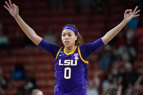 Lsus Ladazhia Williams Has Been Selected In The Wnba Draft Newsbreak