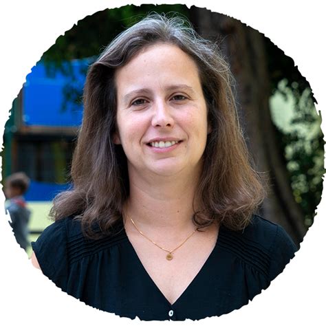 Maria Moller Escola Ave Maria