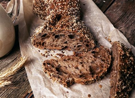 Page 3 Dark Bread Masterpiece Images Free Download On Freepik