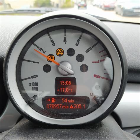 Mini Cooper Warning Lights Yellow Triangle | Americanwarmoms.org