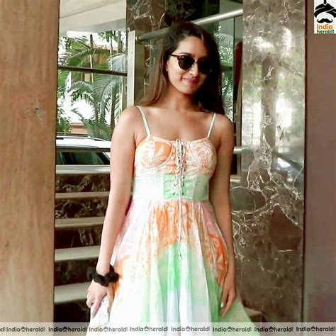 Shraddha Kapoor Oozes Sex Appeal And Hotness In Sleeveless