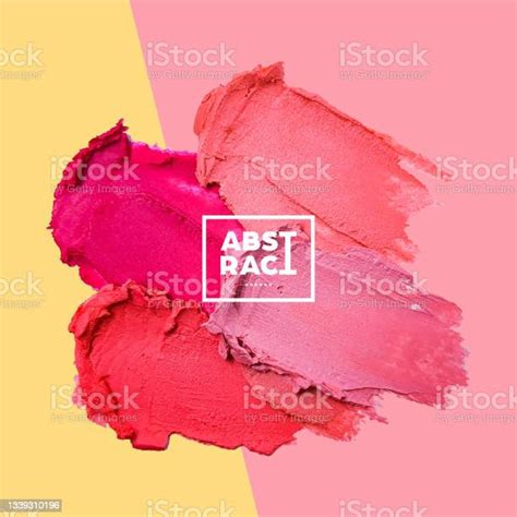 벡터 사실적인 빨강과 핑크 립스틱 얼룩 사랑 배경 화장품 구성 메이크업 디자인 립 글로스 브러쉬 스트로크 미용 질감 배경 메이크업 구성 립스틱에 대한 스톡 벡터 아트 및