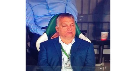 Виктор Орбан на трибуните за Унгария България