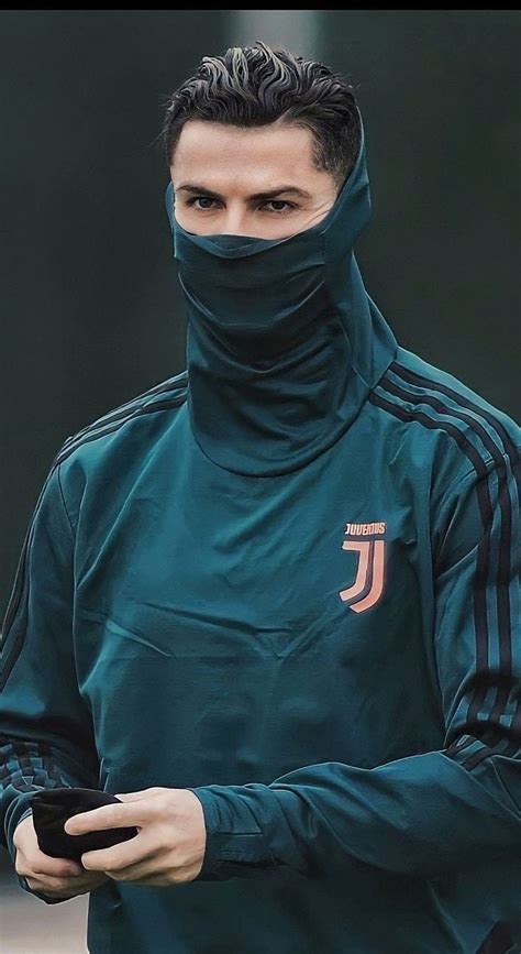 والپیپر های کریستیانو رونالدو با بهترین کیفیت طرفداری