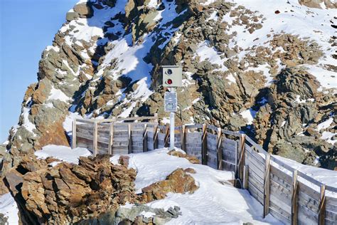 Beidou High Precision Monitoring Technology Helps Prevent Slope Disast Beitian Store