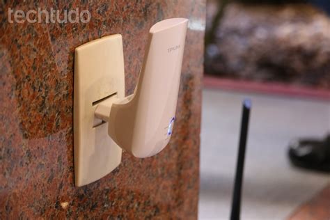 Repetidor de sinal Wi Fi GHz opções para aumentar alcance da internet