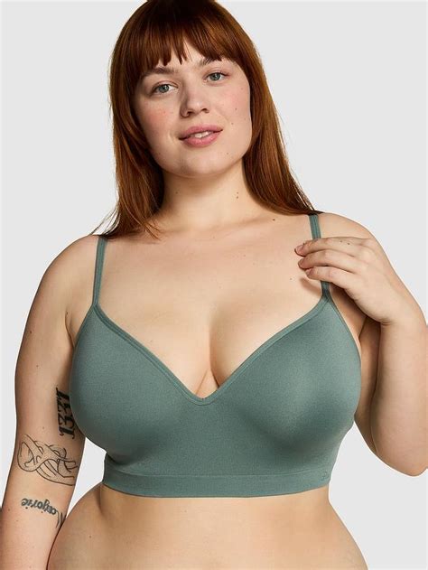 Buy Seamless Wireless Push Up Bralette Online Style Id My Victoria S Secret India