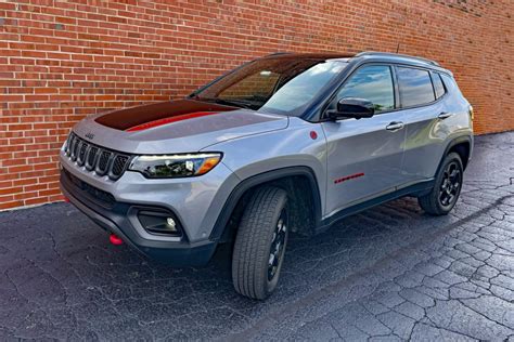 2023 Jeep Compass Trailhawk Review Prices And Specs The Daily