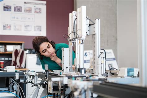 School Of Mechatronic Systems Engineering Faculty Of Applied Sciences Simon Fraser University